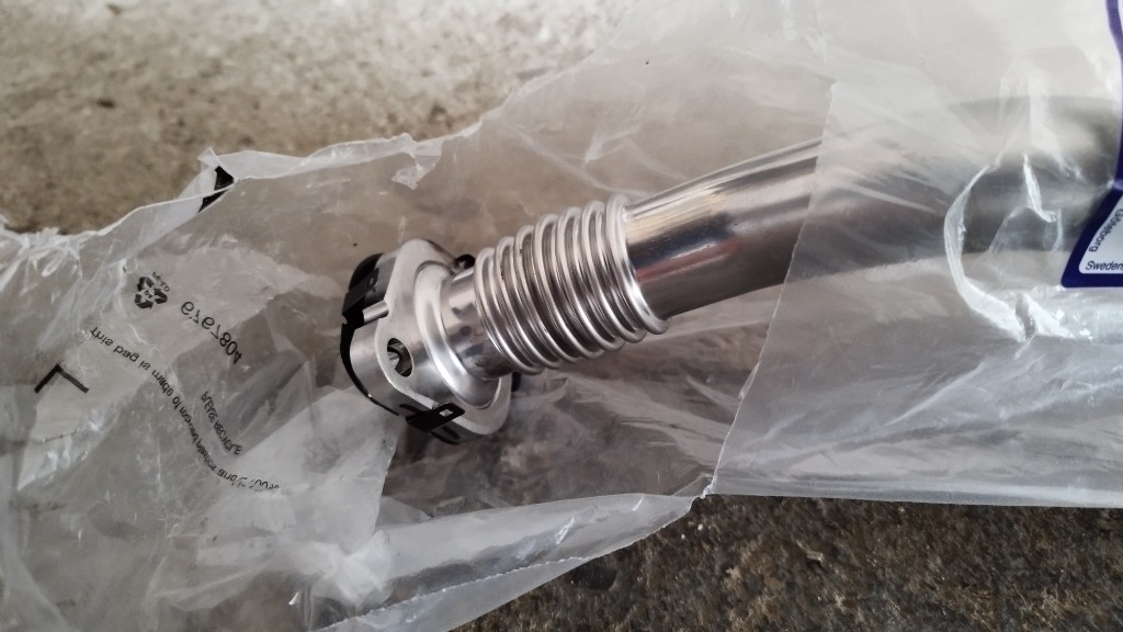 Трубка егр оригинал volvo 32225133